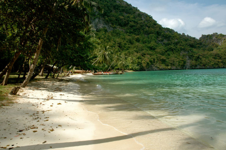 Big Buddha Beach – Beach Traveller